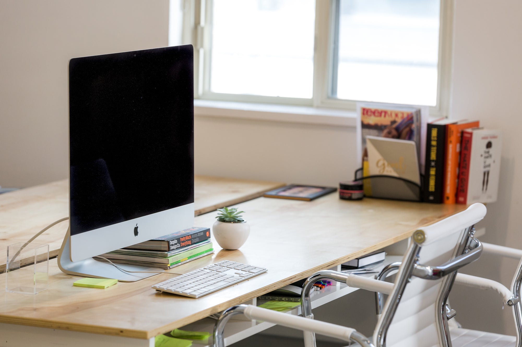 Flip & Folding Tables | Smart Office Furniture NZ
